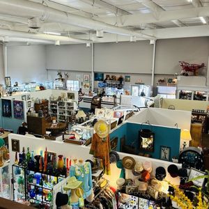 FLORIDA’S ANTIQUE MALL - Updated October 2025 - 15 Photos - 1430 US Hwy ...