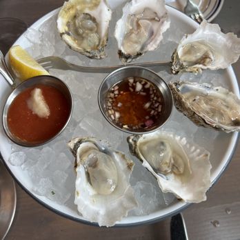 THE SALT LINE - BETHESDA - Updated December 2025 - 262 Photos & 183 ...