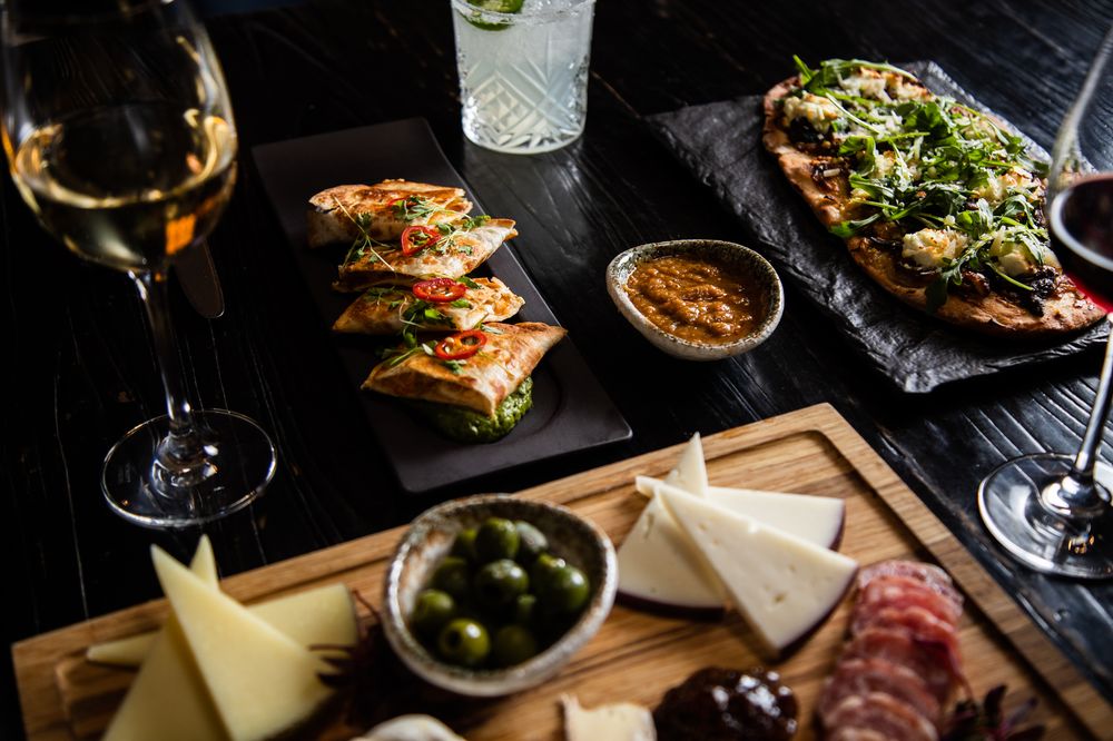 AQIMERO - 174 Reviews & 367 Photos - 10 Avenue Of The Arts ...