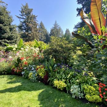 POWELLSWOOD GARDEN - Updated December 2025 - 84 Photos & 13 Reviews ...