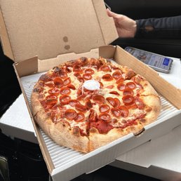 FERRONI’S PIZZA - 117 Photos & 65 Reviews - 347 N Main St, Manteca ...