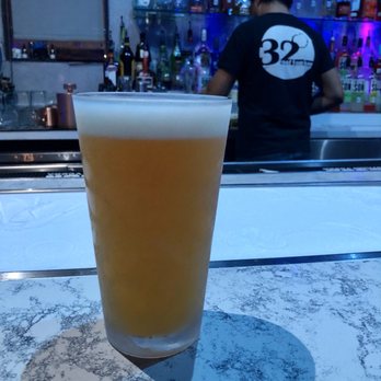 32 DEGREES - Updated August 2025 - 57 Photos & 49 Reviews - 1006 E 15th ...