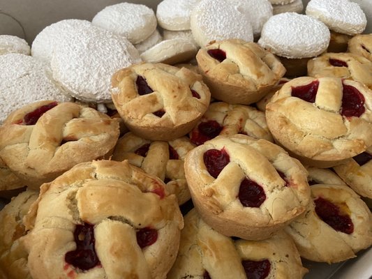 PANADERIA MANA - Updated June 2025 - 64 Photos & 37 Reviews - 739 East ...