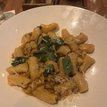 THE STRAND HOUSE - 3857 Photos & 2411 Reviews - 117 Manhattan Beach ...