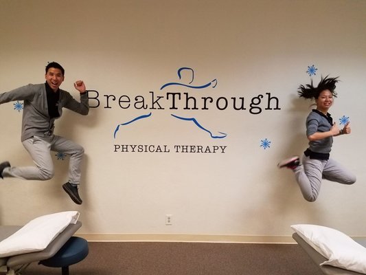 BREAKTHROUGH PHYSICAL THERAPY - Updated October 2025 - 27 Photos & 597 ...