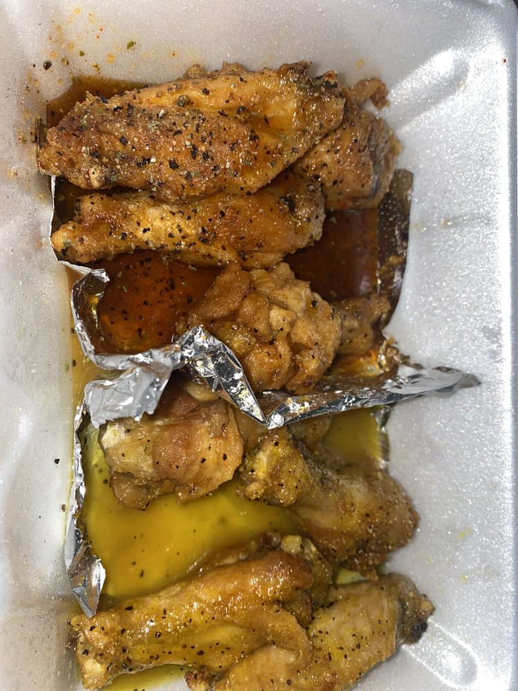 GOLDEN WINGS - Updated August 2025 - 43 Photos & 34 Reviews - 6335 ...