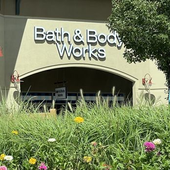 OUTLETS AT CASTLE ROCK - Updated December 2024 - 146 Photos & 223 ...