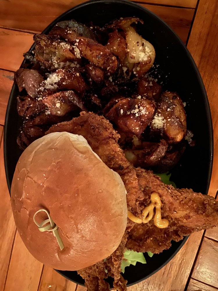 METROPOLITAN KITCHEN & LOUNGE - 181 Photos & 366 Reviews - 169 West St ...