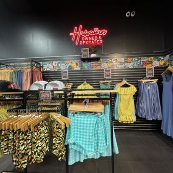 HAWAII’S FINEST CLOTHING - Updated December 2025 - 97 Photos & 85 ...