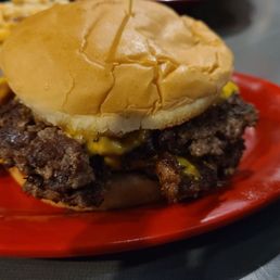 SMITTY’S GARAGE BURGERS & BEER - Updated January 2026 - 306 Photos ...