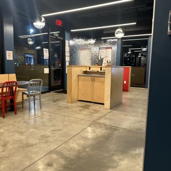 LR BURGER - Updated June 2024 - 26 Photos & 12 Reviews - 3151 Main St ...