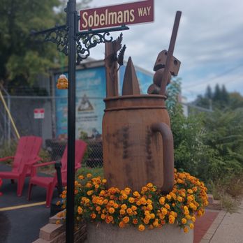 SOBELMAN’S PUB & GRILL - Pub at 1900 W St Paul Ave, Milwaukee ...