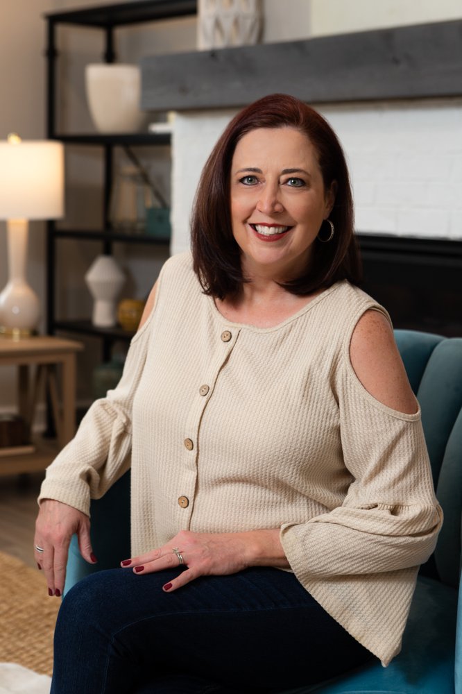 KELLI PHILLIPS REALTY GROUP - Updated February 2025 - 20 Photos - 3960 ...