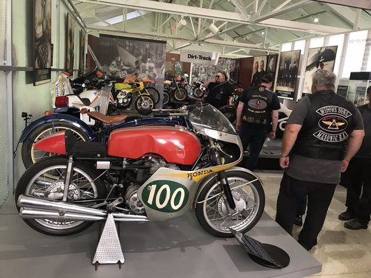 AMA MOTORCYCLE HALL OF FAME MUSEUM - Updated September 2025 - 83 Photos ...