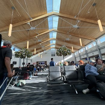 CHARLES M SCHULZ - SONOMA COUNTY AIRPORT - Updated September 2024 - 266 ...