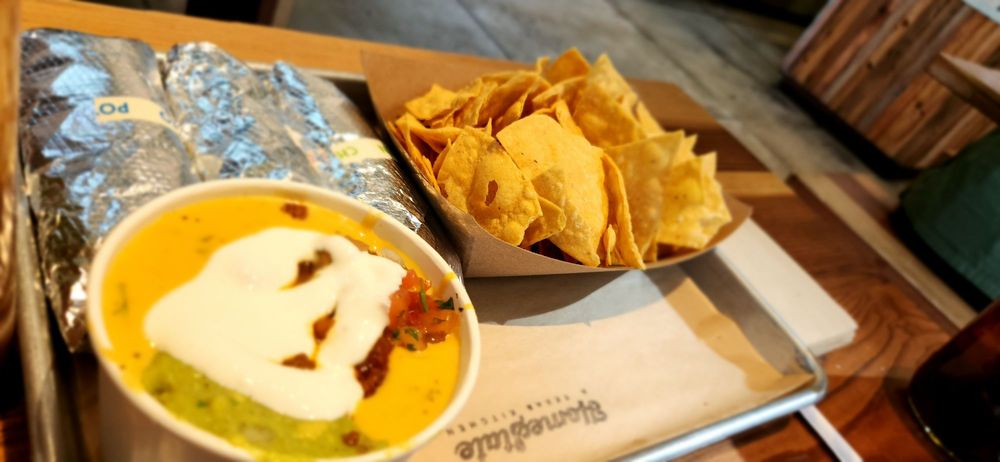 HOMESTATE - Updated May 2025 - 466 Photos & 410 Reviews - 1992 Lincoln ...