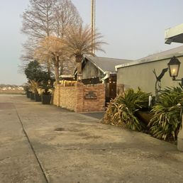 MIKE ANDERSON’S SEAFOOD RESTAURANT & OYSTER BAR - Updated January 2026 ...