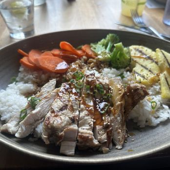 PACIFIC CATCH - Updated March 2025 - 2575 Photos & 1432 Reviews - 5251 ...