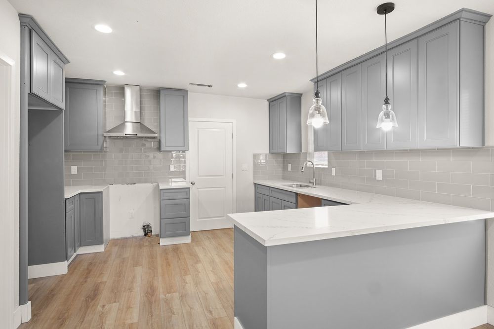 GARRETT & SONS CONSTRUCTION - Updated November 2025 - 15 Photos - 5552 ...