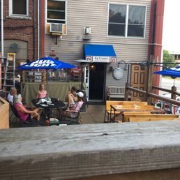 84 COURT PIZZA & RESTAURANT - Updated December 2025 - 79 Photos & 74 ...