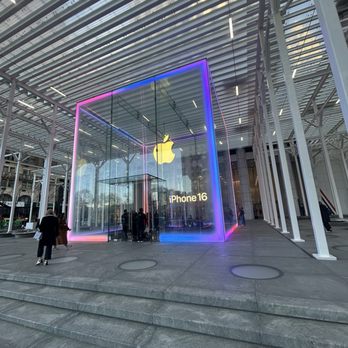 APPLE SOHO - Updated November 2025 - 391 Photos & 616 Reviews - 103 ...