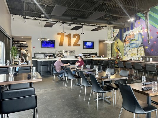 712 EAT + DRINK - Updated December 2025 - 332 Photos & 222 Reviews ...