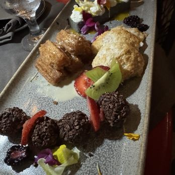 M.BIRD - Updated October 2025 - 766 Photos & 555 Reviews - 1903 Market ...