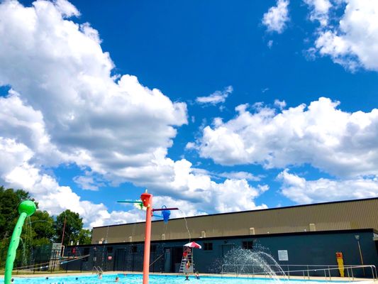 CORONATION PARK OUTDOOR POOL - Updated December 2025 - 81 Macklin ...