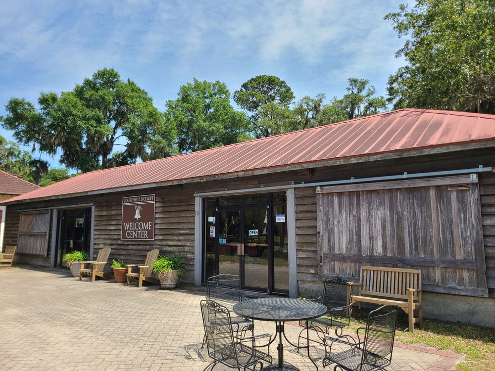 PENN CENTER - Updated March 2025 - 53 Photos - 16 Penn Ctr Cir W, Saint ...