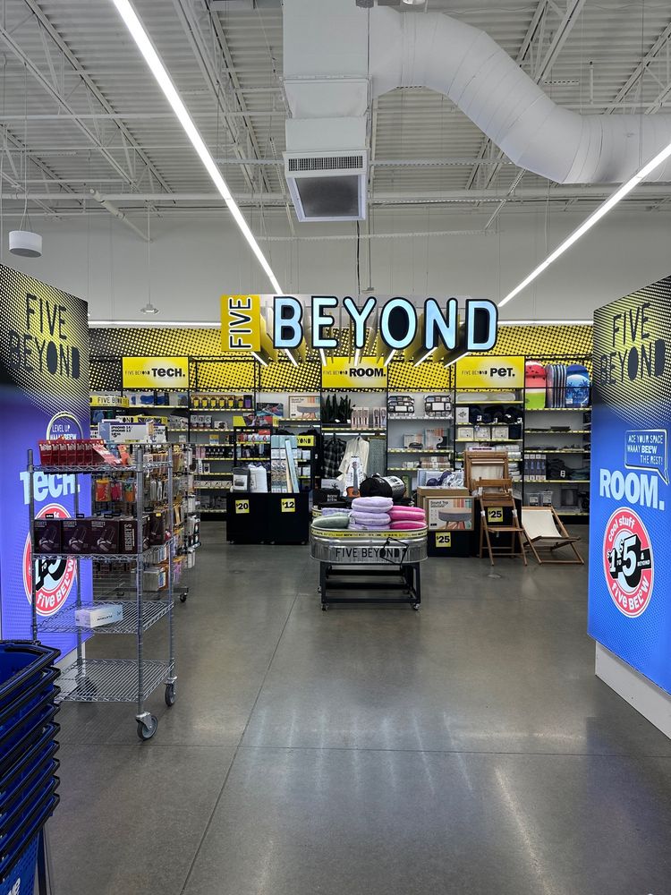 FIVE BELOW - Updated September 2025 - 12 Photos - 4514 Dacoma, Houston ...