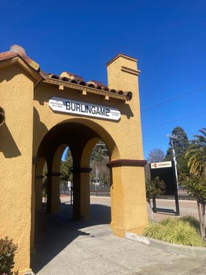 BURLINGAME CALTRAIN STATION - Updated March 2026 - 54 Photos & 16 ...