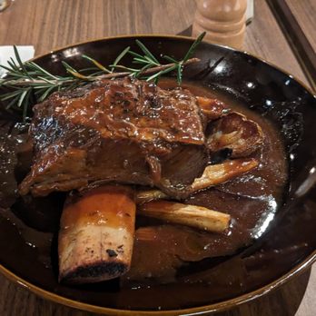 TABLE 51 - Updated December 2025 - 77 Photos & 30 Reviews - 5475 Rue ...