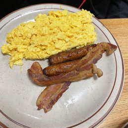 THE RED CHIMNEY - Updated October 2025 - 113 Photos & 91 Reviews - 6501 ...