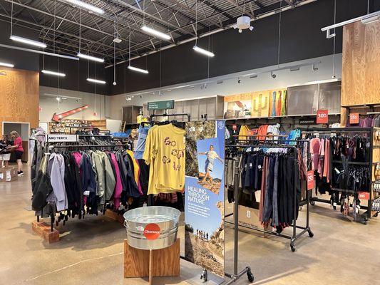 REI - Updated December 2025 - 103 Photos & 71 Reviews - 5929 E ...