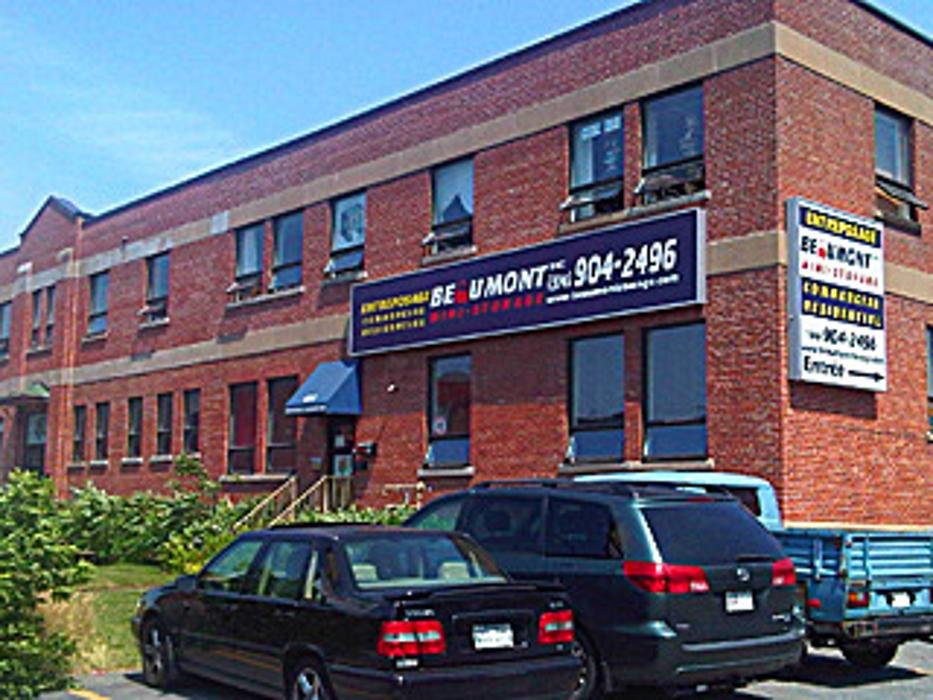 ENTREPOSAGE MONTREAL MINI-STORAGE - ANJOU - Updated February 2025 - 15 ...