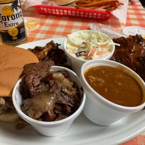 COLLINS RIVER BBQ & CAFE - 80 Photos & 111 Reviews - 117 E Main St ...