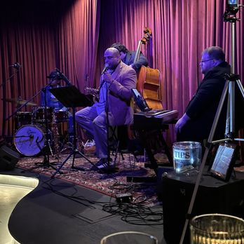 GINGER RABBIT JAZZ LOUNGE - Updated January 2025 - 103 Photos & 71 ...