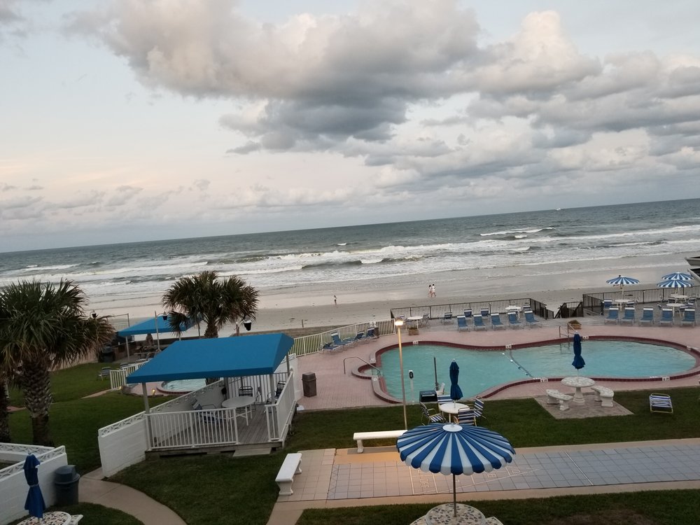 TROPICAL MANOR MOTEL - 39 Photos & 18 Reviews - 2237 S Atlantic Ave ...