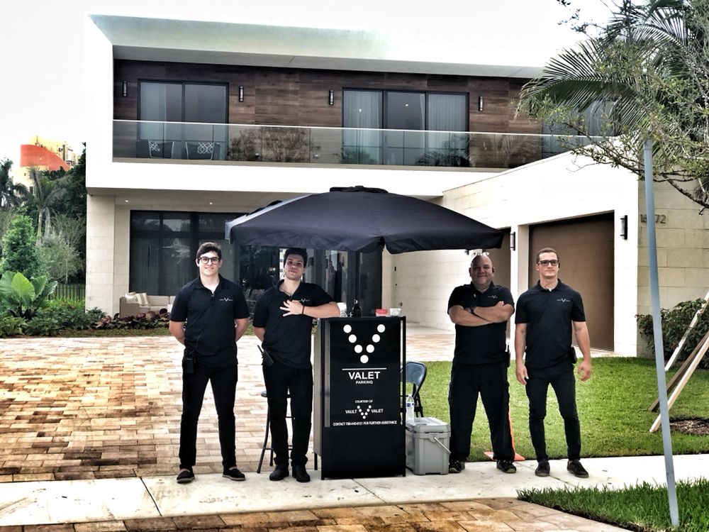 VAULT VALET PARKING - Updated May 2025 - 135 Photos - 7600 Red Rd ...