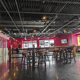 GIGIS BETCHIN CHICK-N - Updated September 2025 - 26 Photos & 17 Reviews ...