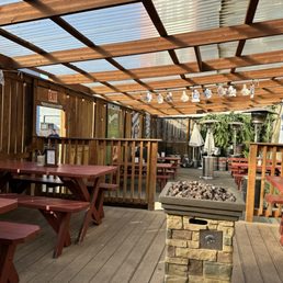 BERLINER PUB - Updated June 2025 - 771 Photos & 764 Reviews - 221 Main ...