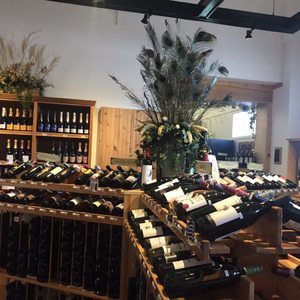 WINDFALL MARKET - 24 Photos & 52 Reviews - 77 Scranton Ave, Falmouth ...