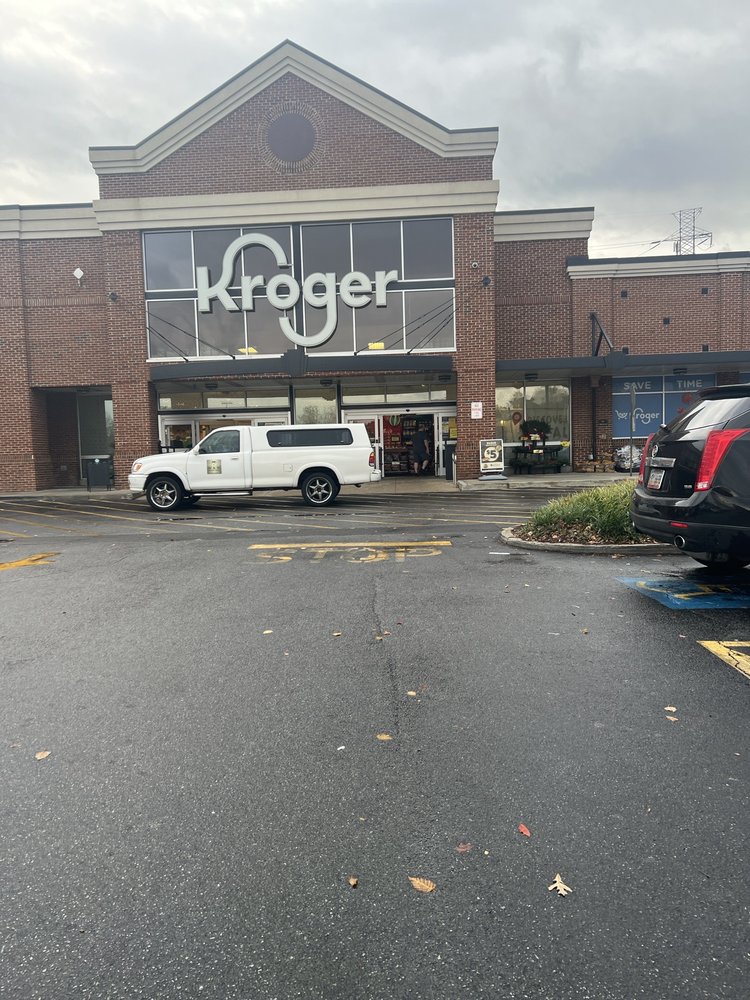 KROGER - Updated October 2025 - 40 Photos & 102 Reviews - 2875 N ...