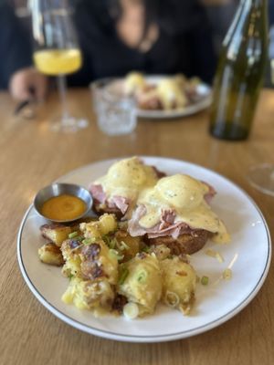 PIP - Updated November 2025 - 273 Photos & 216 Reviews - 10335 83 ...