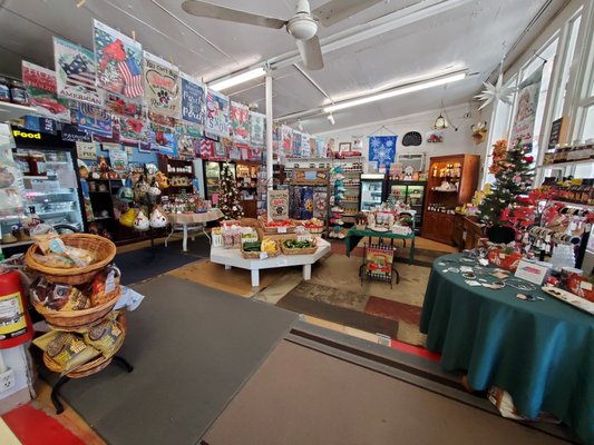 CLEMMONS COUNTRY STORE - Updated December 2025 - 35 Photos - 2690 ...