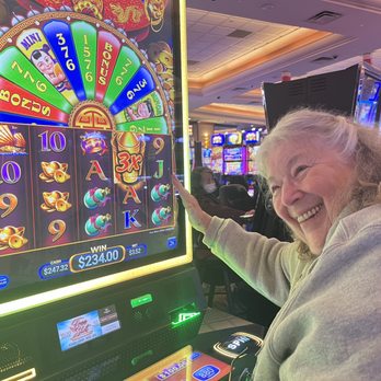 RED HAWK RESORT + CASINO - Updated May 2025 - 950 Photos & 946 Reviews ...