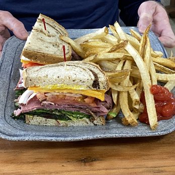 BALANCE ROCK EATERY & PUB - Updated October 2024 - 135 Photos & 186 ...