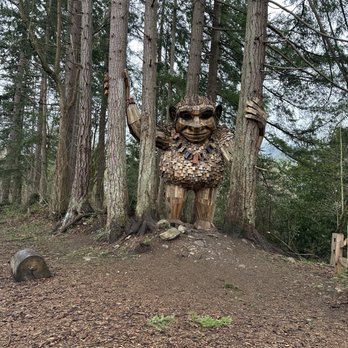 JAKOB TWO TREES - Updated December 2025 - 64 Photos & 13 Reviews - 301 ...