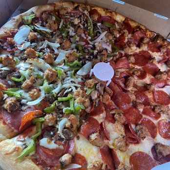 HAYSTACK PIZZA - Updated May 2024 - 131 Photos & 479 Reviews - 3881 ...