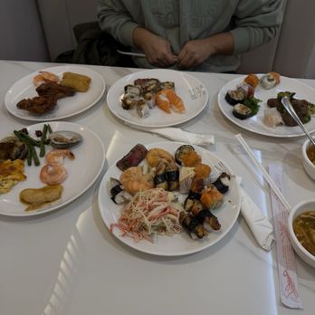 SEA & SKY FEAST BUFFET - Updated February 2025 - 458 Photos & 108 ...